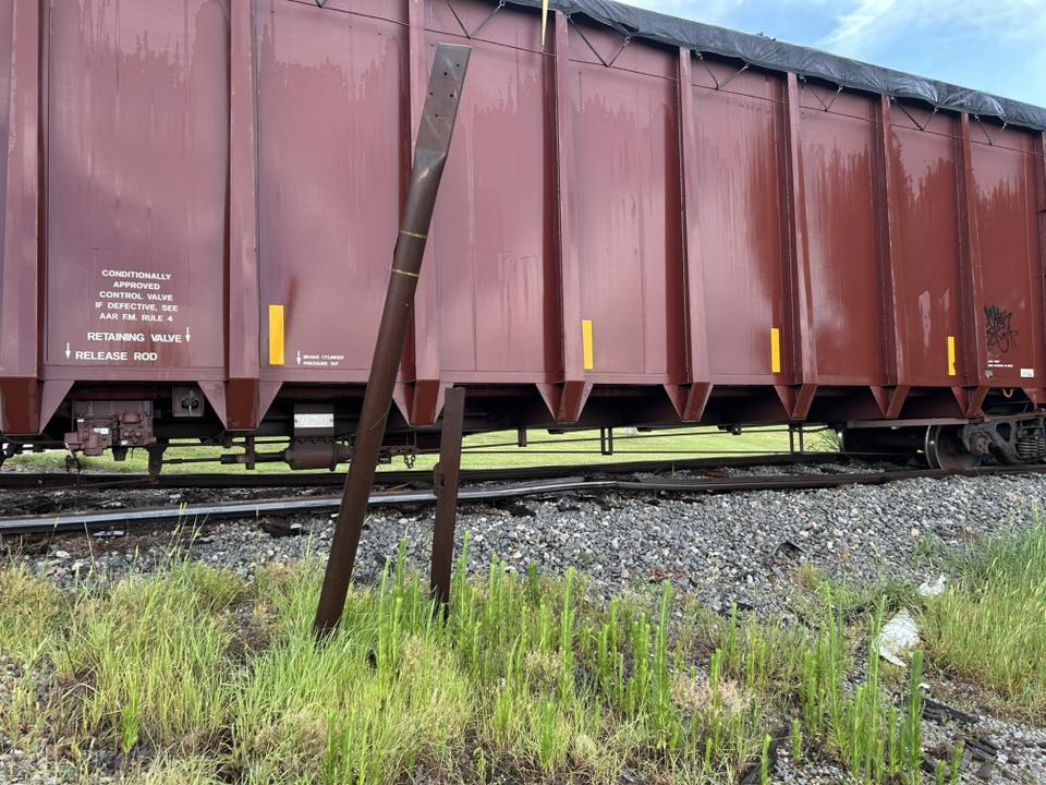 Heat Causes Railroad To Break In McGehee Causes Train To Derail - South ...